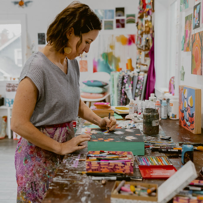 About | Jessica Swift (artist, surface pattern + fabric designer in Po